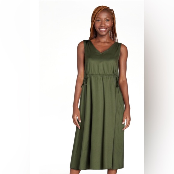Time and Tru | Dresses | New Green Drawstring Midi Dress Xs | Poshmark